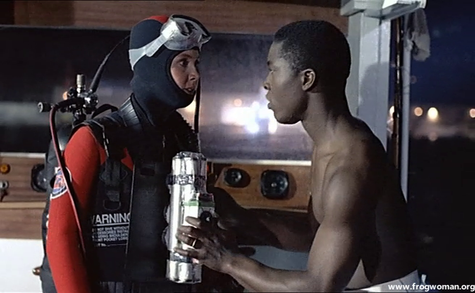 The Female scuba bomber ...aka the frogwoman who wants to sink a yacht ...