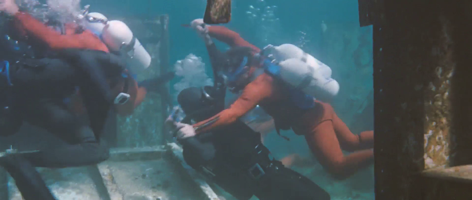 The EPIC final scuba battle - Part 2 - Frogwoman Org