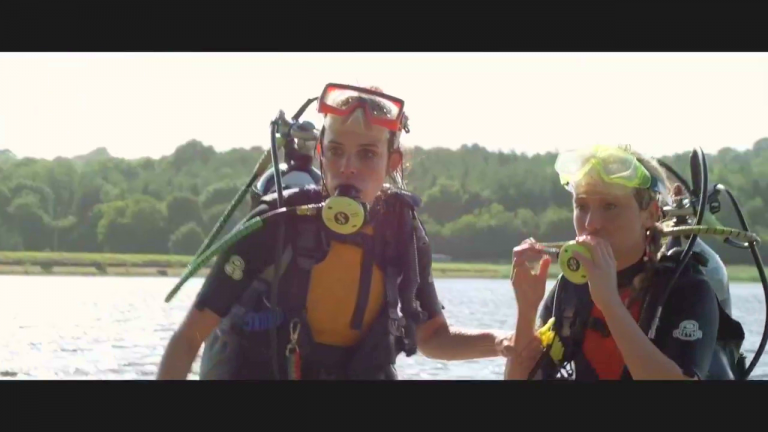 Frogwoman Org - Page 13 of 40 - Female scuba divers in action ...