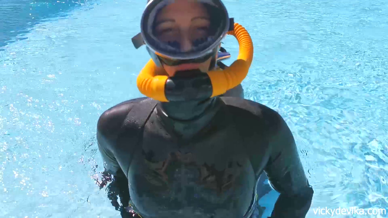 Frogwoman Org - Page 13 of 42 - Female scuba divers in action ...