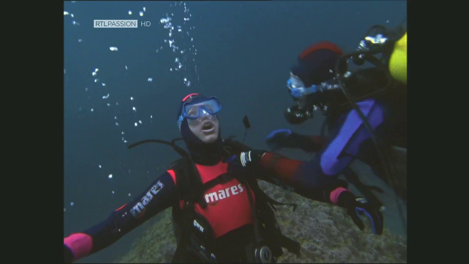 Frogwoman Org - Page 23 of 74 - Female scuba divers in action ...