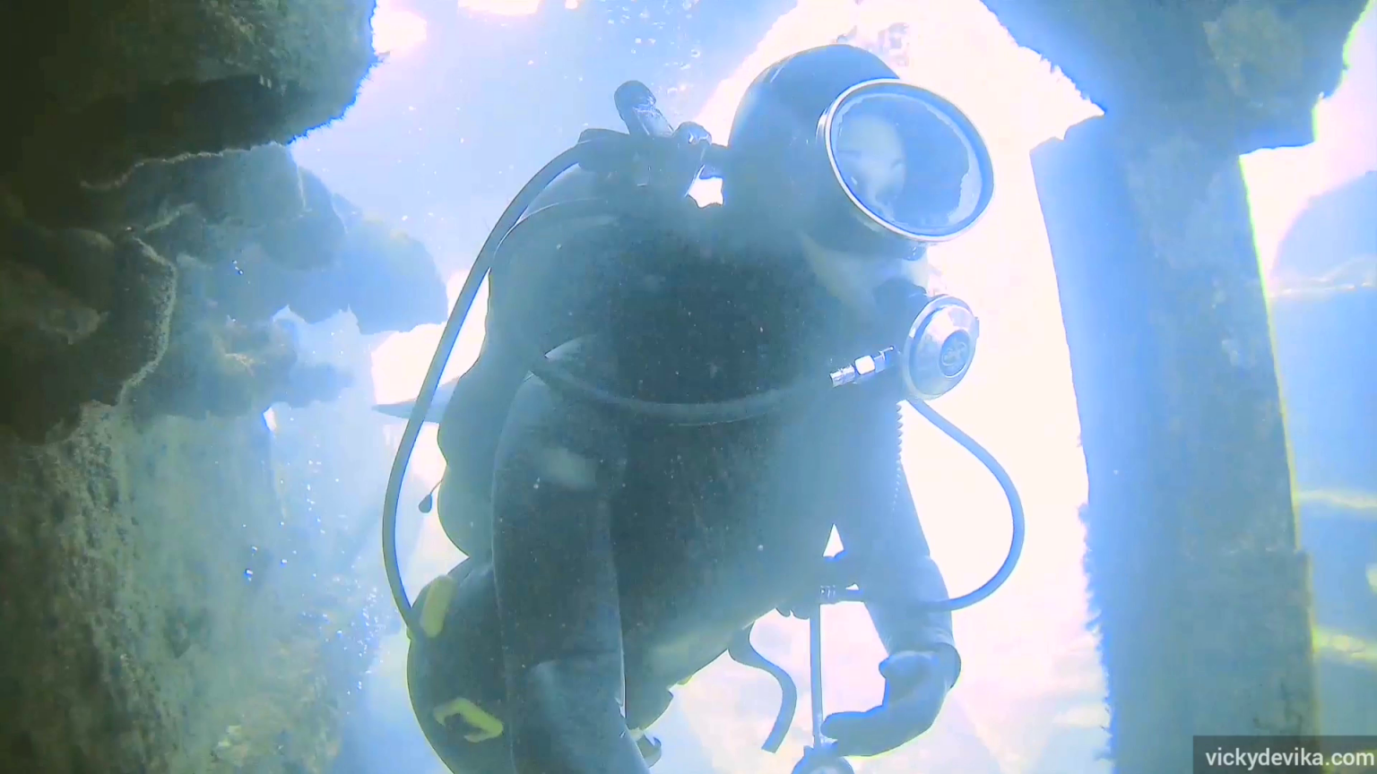 "Wreck Dive in Vintage Mask" by Vicky Devika - Frogwoman Org