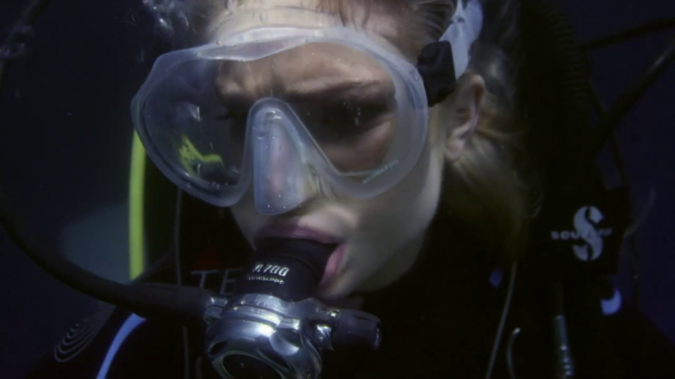 Frogwoman Org - Page 10 of 43 - Female scuba divers in action ...