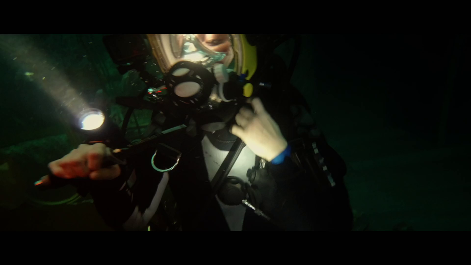Frogwoman Org - Page 17 of 74 - Female scuba divers in action ...