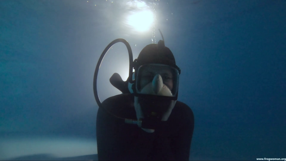 Frogwoman Org - Page 7 of 42 - Female scuba divers in action, including ...