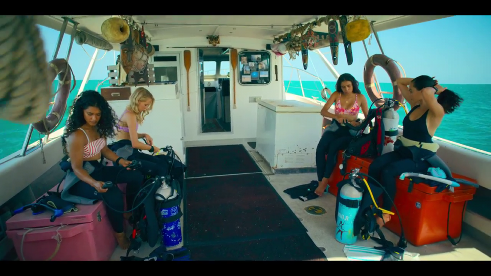 Frogwoman Org - Page 2 of 38 - Female scuba divers in action, including ...