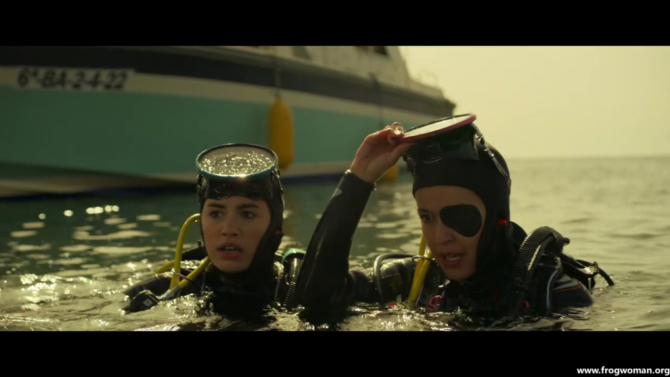 Frogwoman Org - Female scuba divers in action, including scuba fights ...